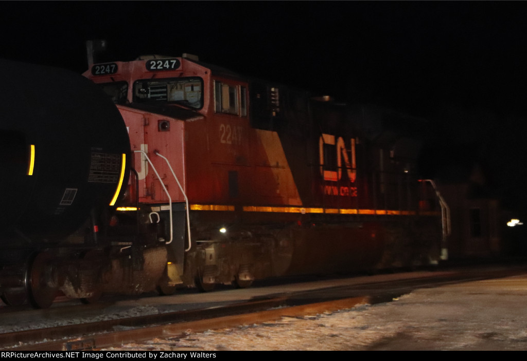 CN 2247